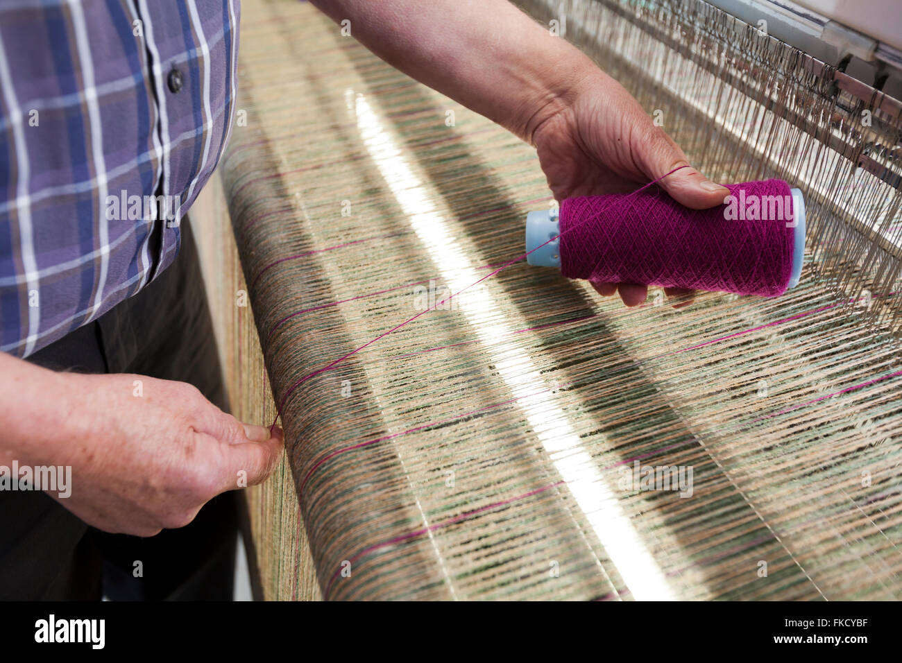 Harris tweed loom hi-res stock photography and images - Alamy