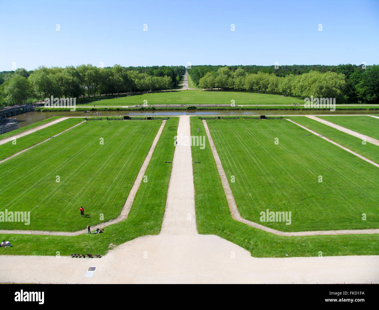 Large expanse lawn hi-res stock photography and images - Alamy