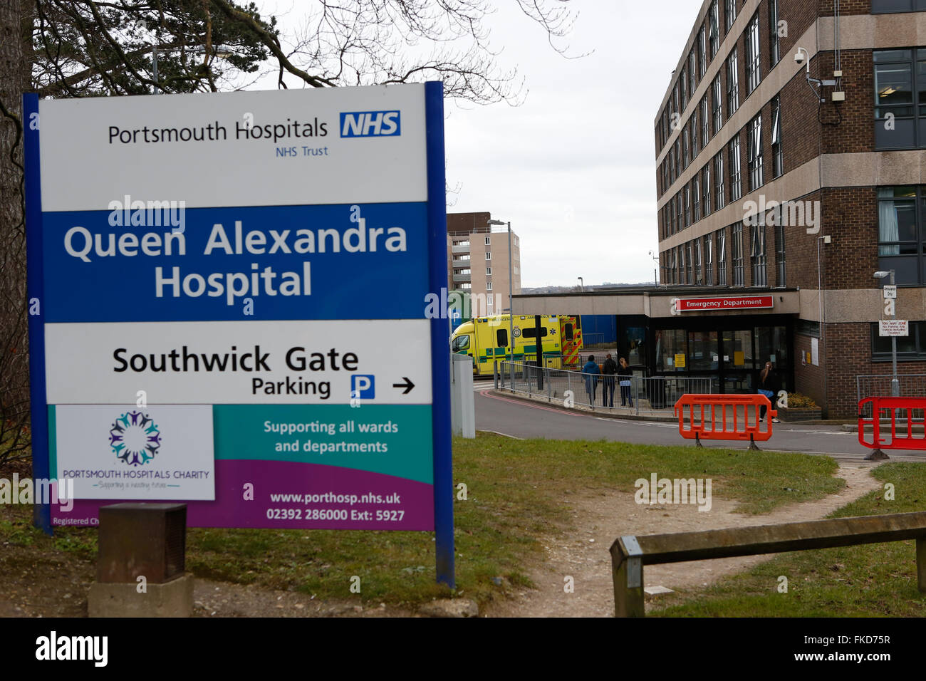 Queen alexandra hospital portsmouth hi-res stock photography and images ...