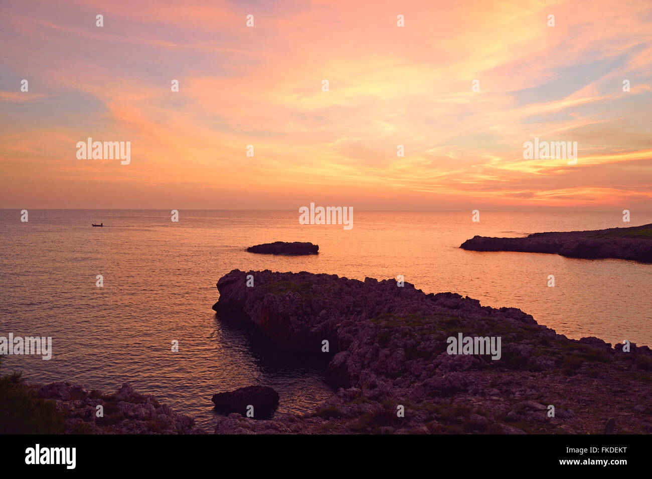 Moody sky over sea hi-res stock photography and images - Alamy