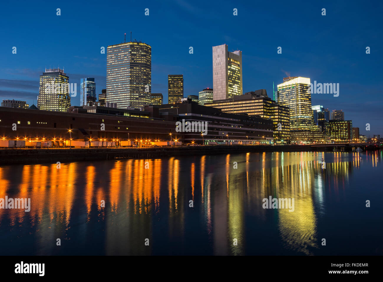 Fort point channel skyline hi-res stock photography and images - Alamy
