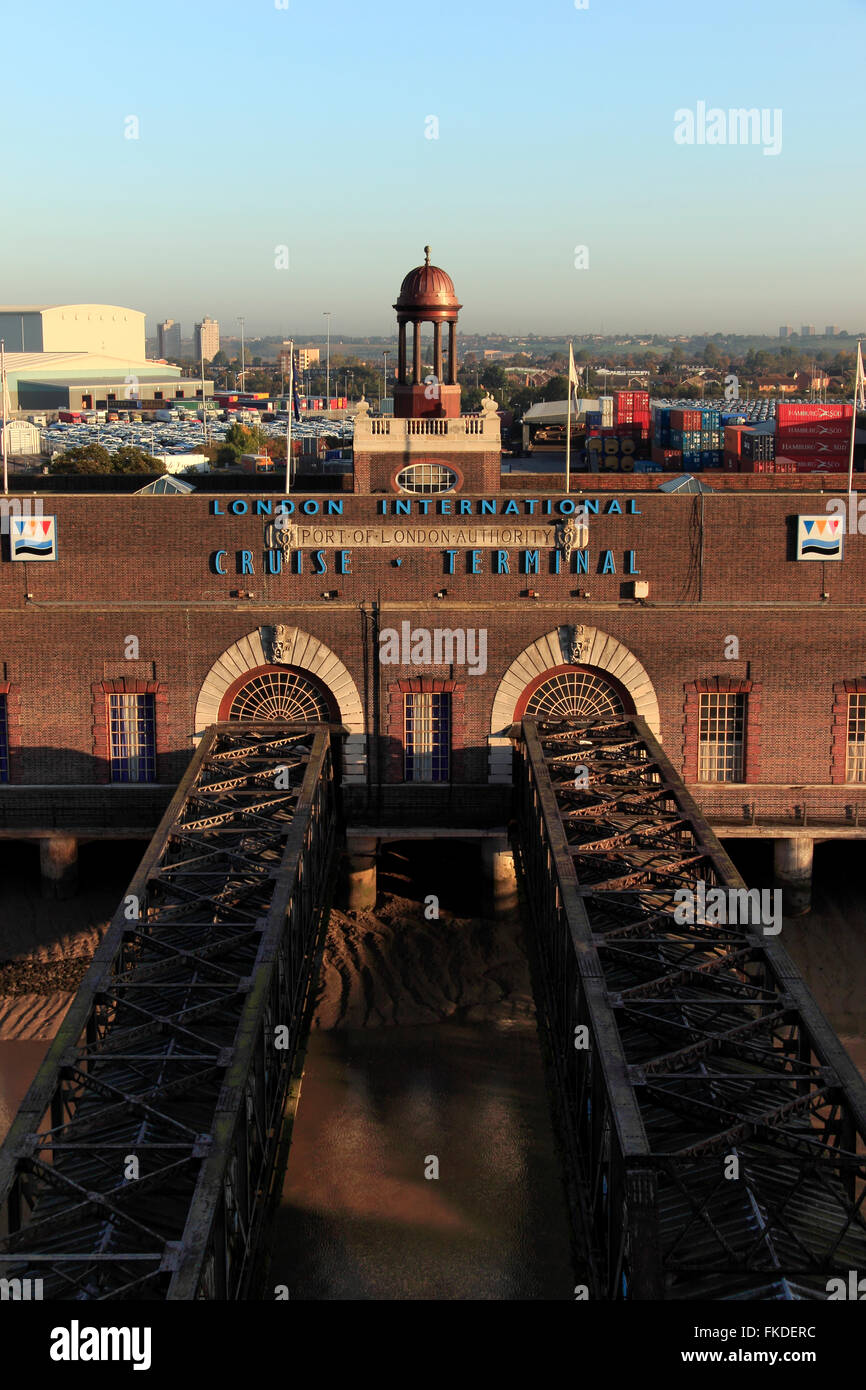 London International Cruise Terminal, Tilbury, Essex, UK Stock Photo ...