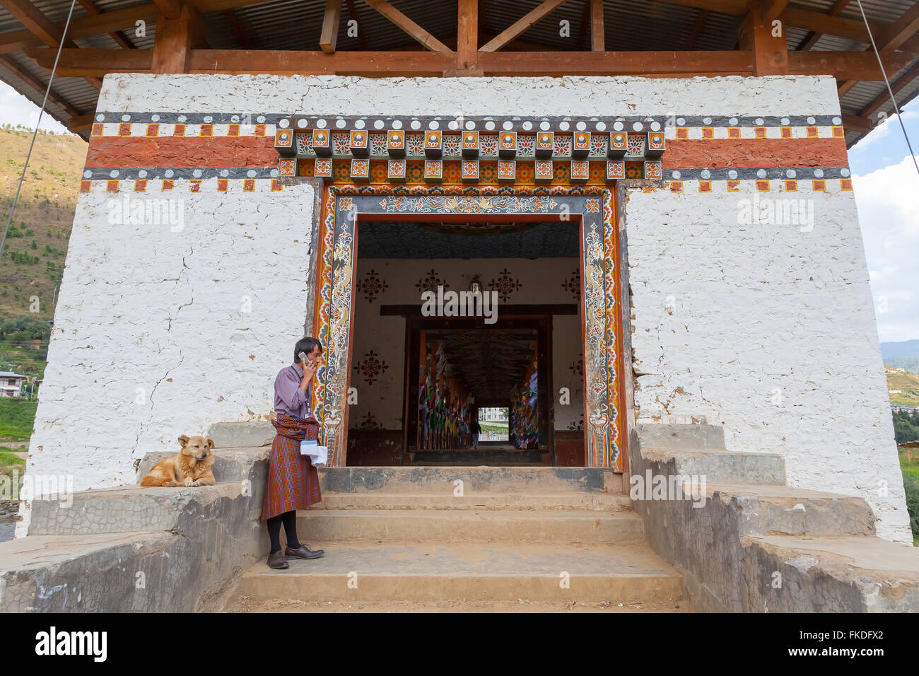 Bridge with prayer flags over Wang Chhu river in Thimphu, Bhutan Stock ...