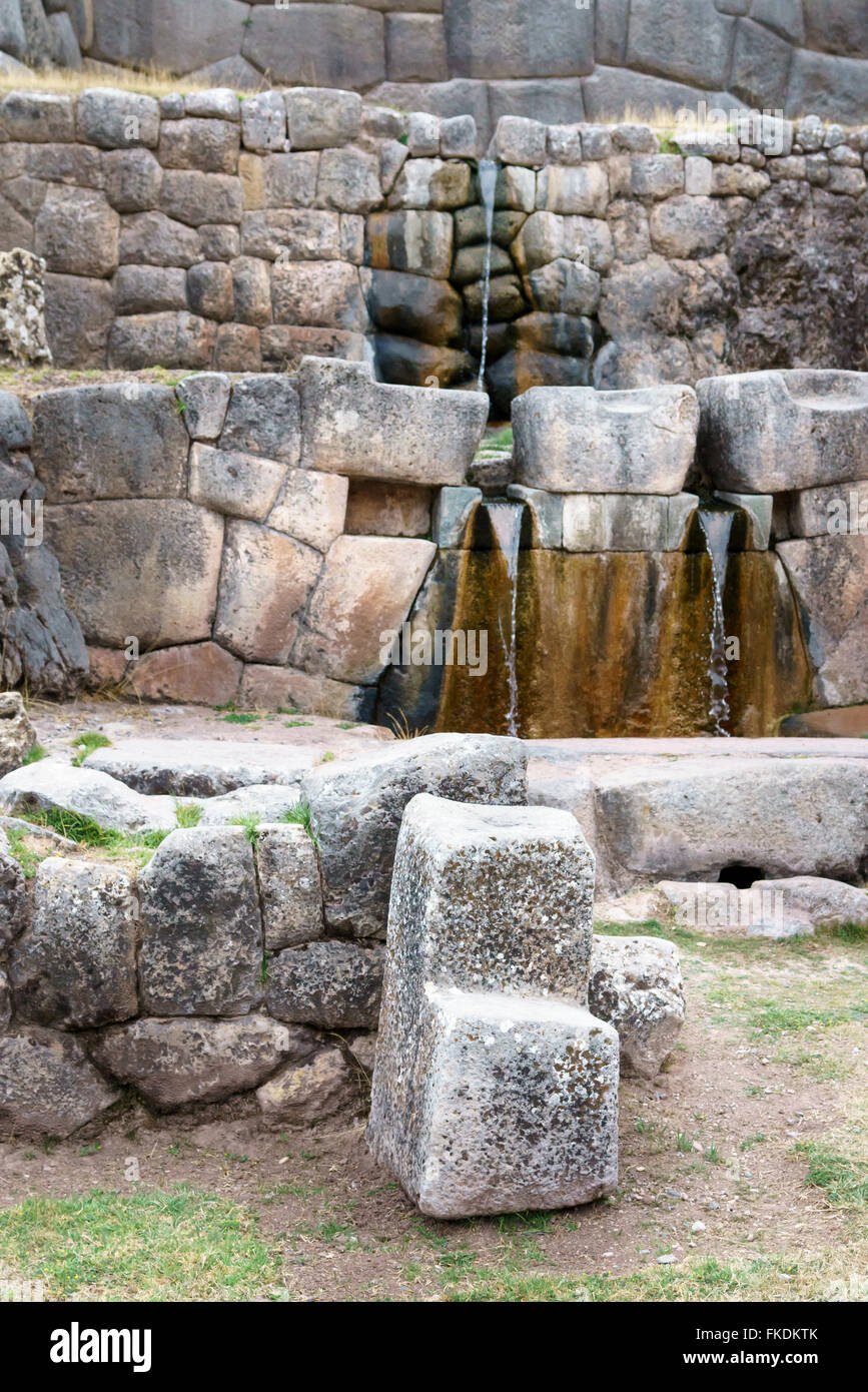Waterfall from rocks at Tambomachay, Cusco, Peru Stock Photo - Alamy