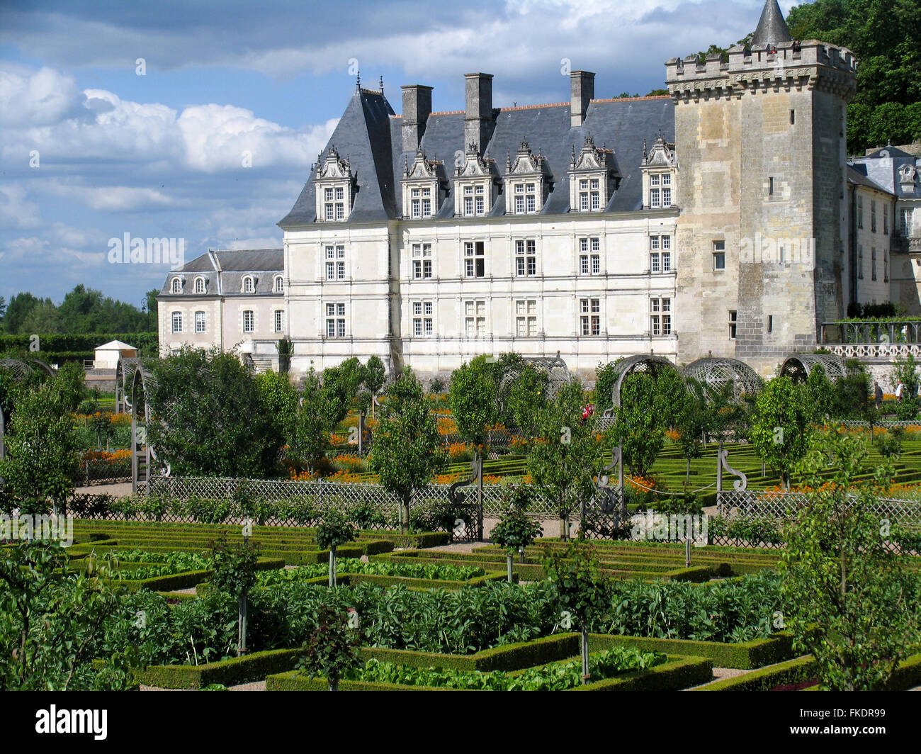 Chateau de villandry garden hi-res stock photography and images - Alamy