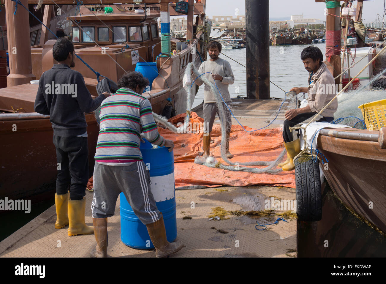 Fishermen and nets hi-res stock photography and images - Alamy