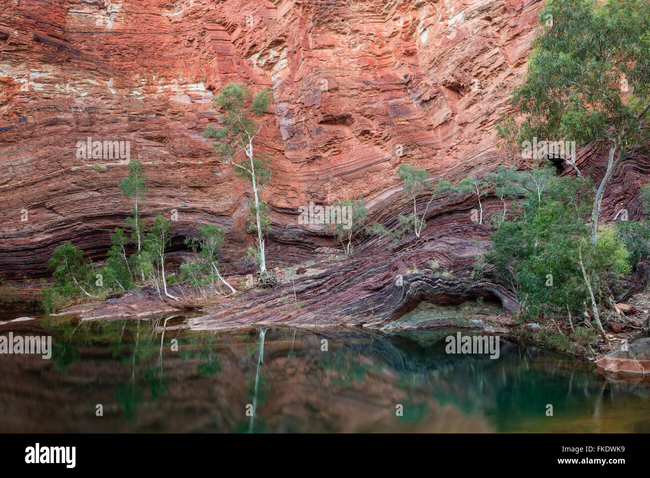 layers of twisted ancient rock in Hamersley Gorge, Karijini National ...