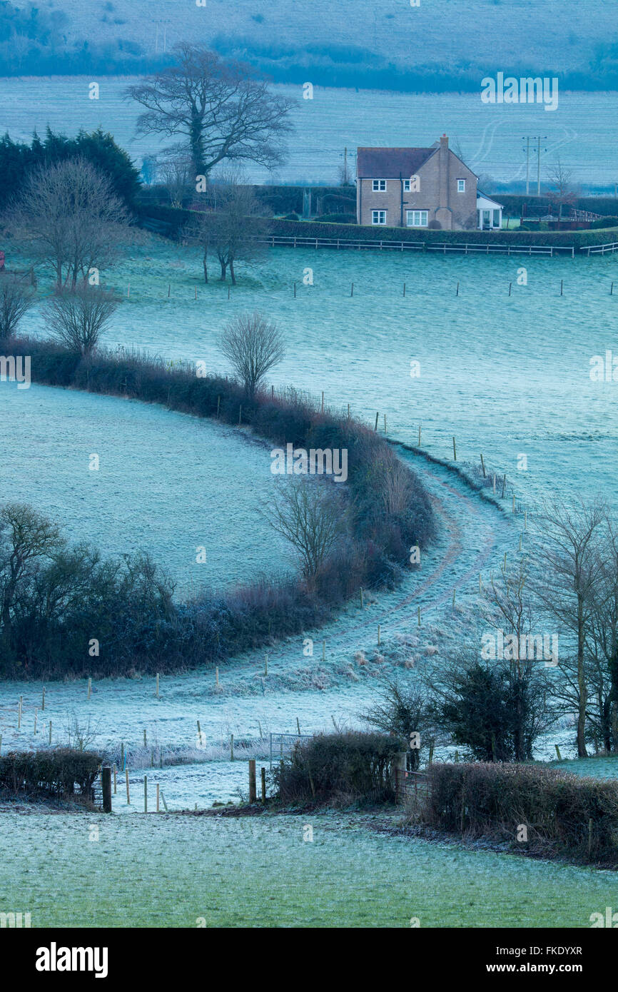 Frosty farm fields hi-res stock photography and images - Alamy