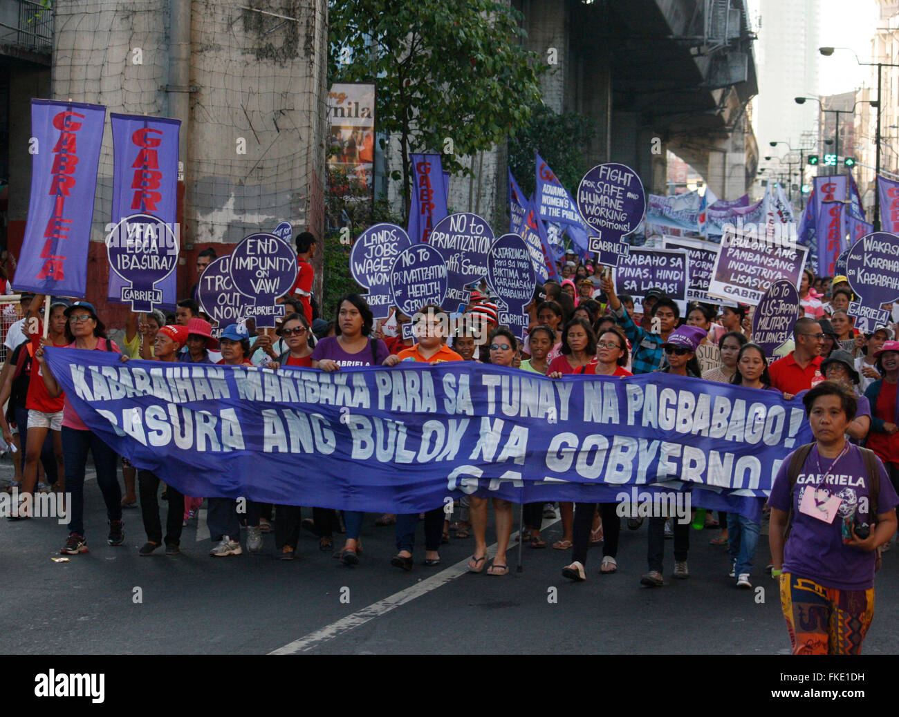Manila, Philippines. 08th Mar, 2016. The members of Gabriela Women's ...
