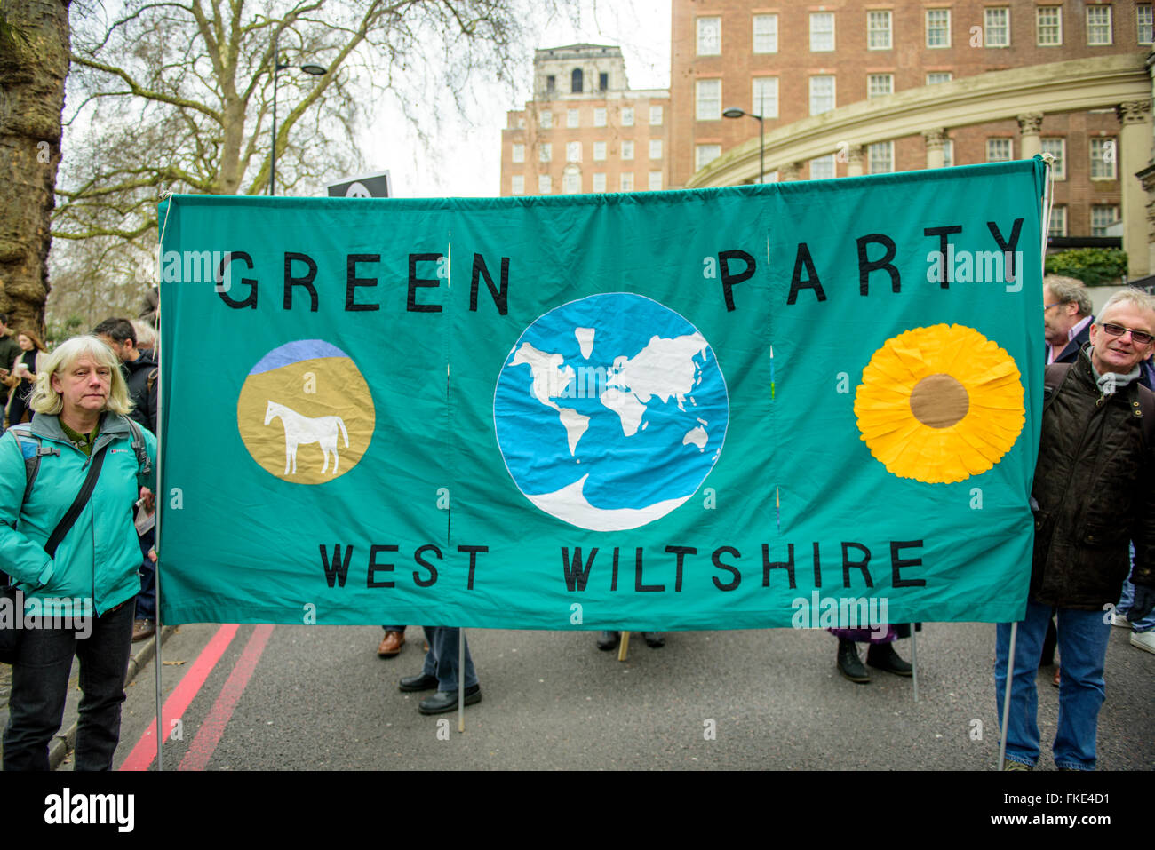 London cnd banner hi-res stock photography and images - Alamy