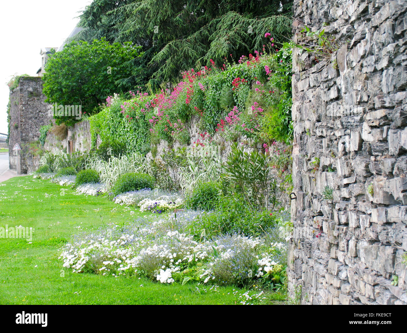 Perimeter wall hi-res stock photography and images - Alamy