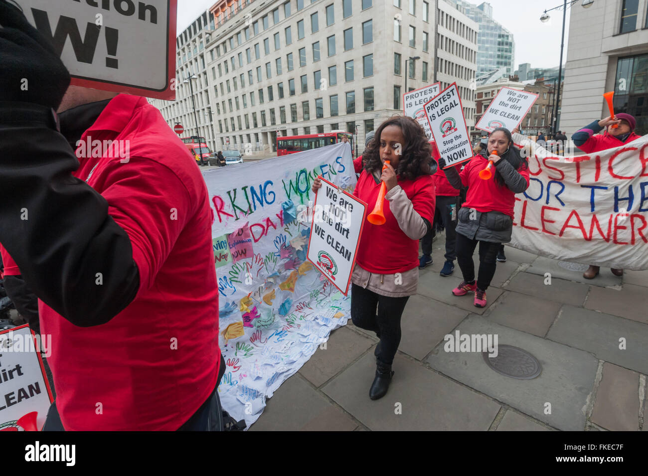 Say no to bullying hi-res stock photography and images - Alamy
