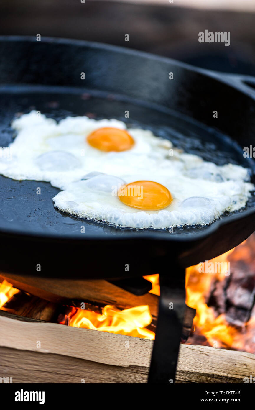 Burnt fried egg hi-res stock photography and images - Alamy