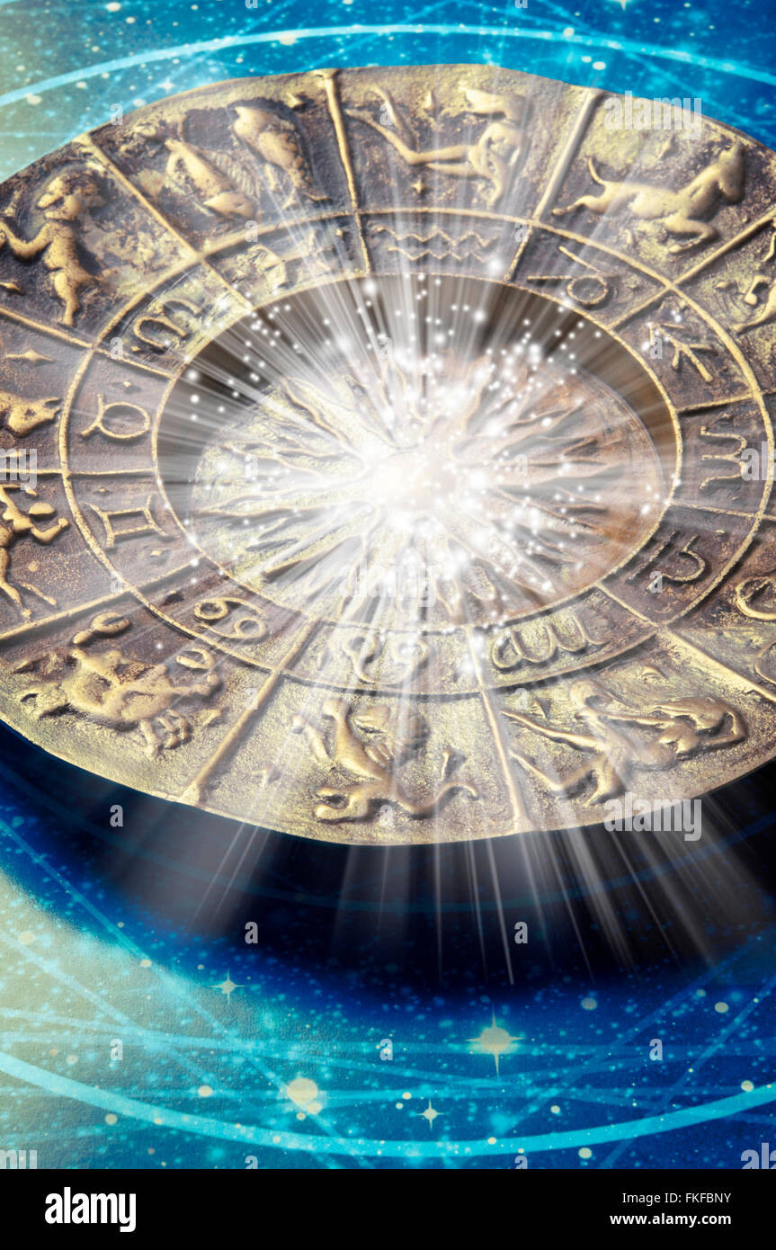 Astrology plate zodiac signs hi-res stock photography and images - Alamy