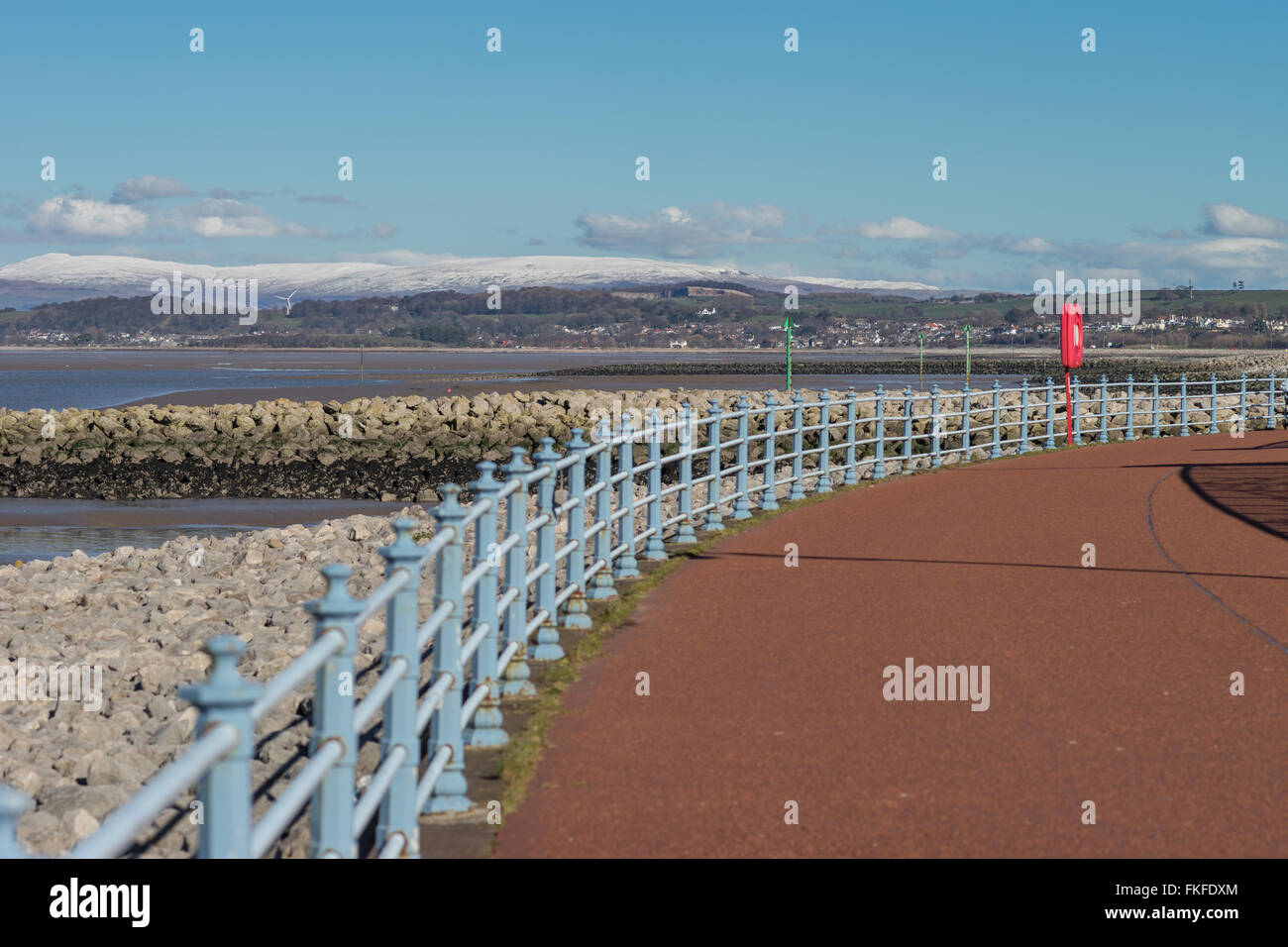 Beautiful day out in the sun, pictures around Morecambe sea front ...