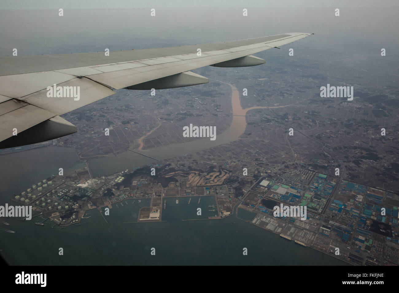 Incheon airport plane hi-res stock photography and images - Alamy