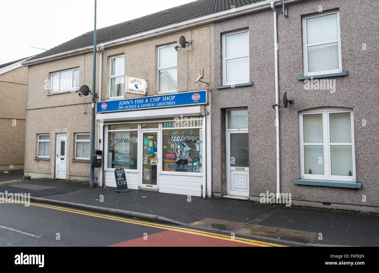Llanelli town centre hi-res stock photography and images - Alamy
