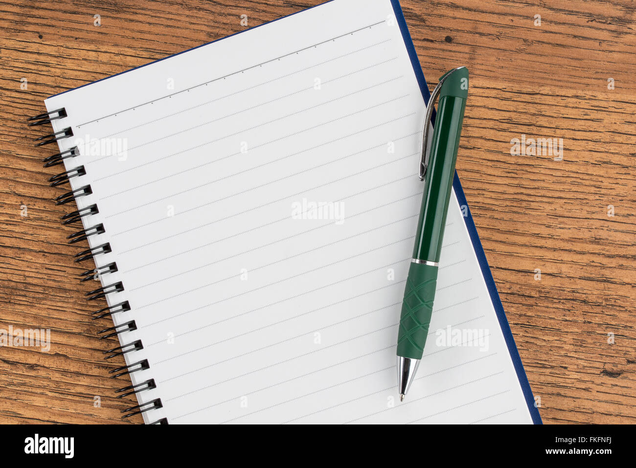 Lined notebook and pen, checklist memo reminder memorandum diary Stock ...