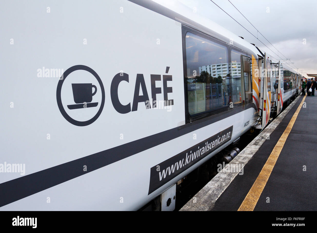 Kiwirail locomotive hi-res stock photography and images - Alamy