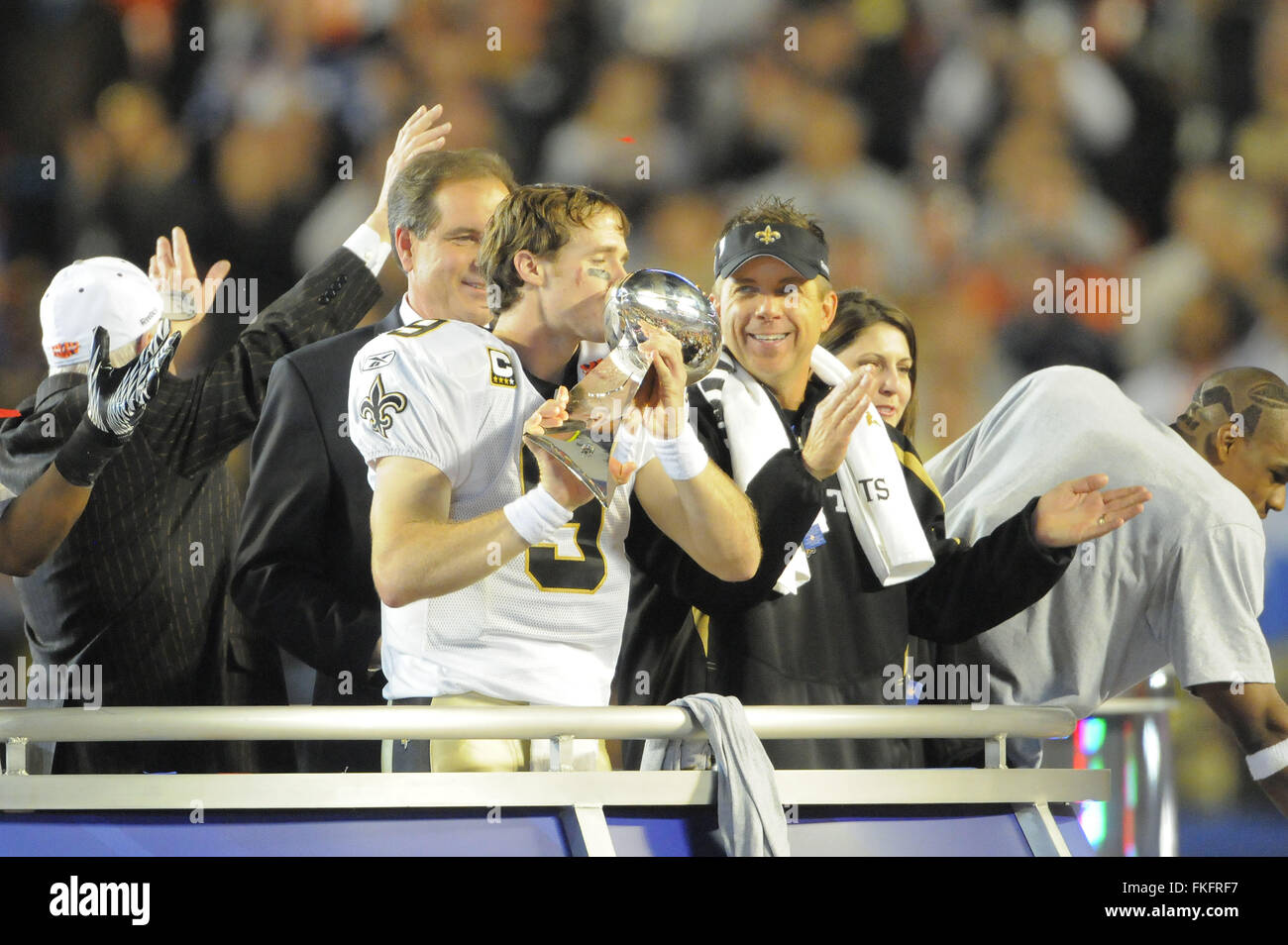 Drew brees vince lombardi trophy hi-res stock photography and images ...