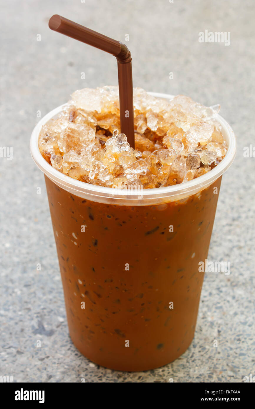 iced coffee with straw in plastic cup Stock Photo - Alamy