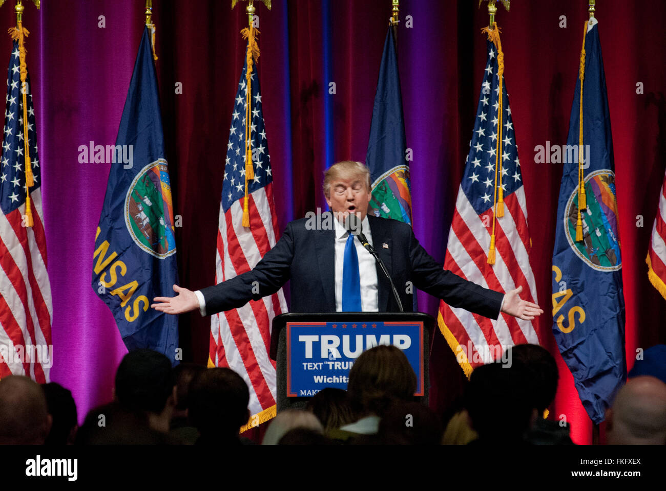 Wichita, Kansas, USA, 5th March, 2016 Republican front runner Donald ...