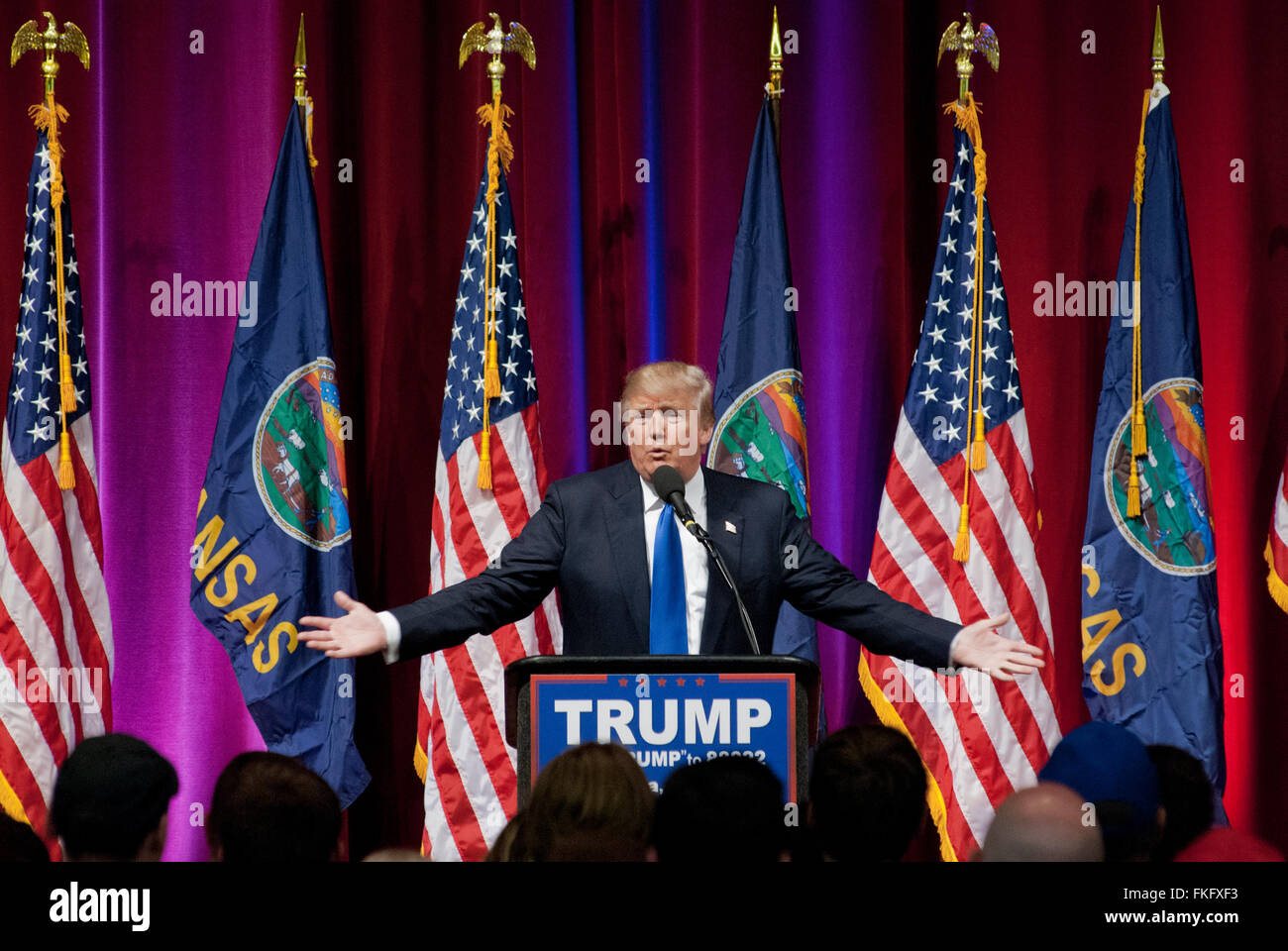 Wichita, Kansas, USA, 5th March, 2016 Republican front runner Donald ...