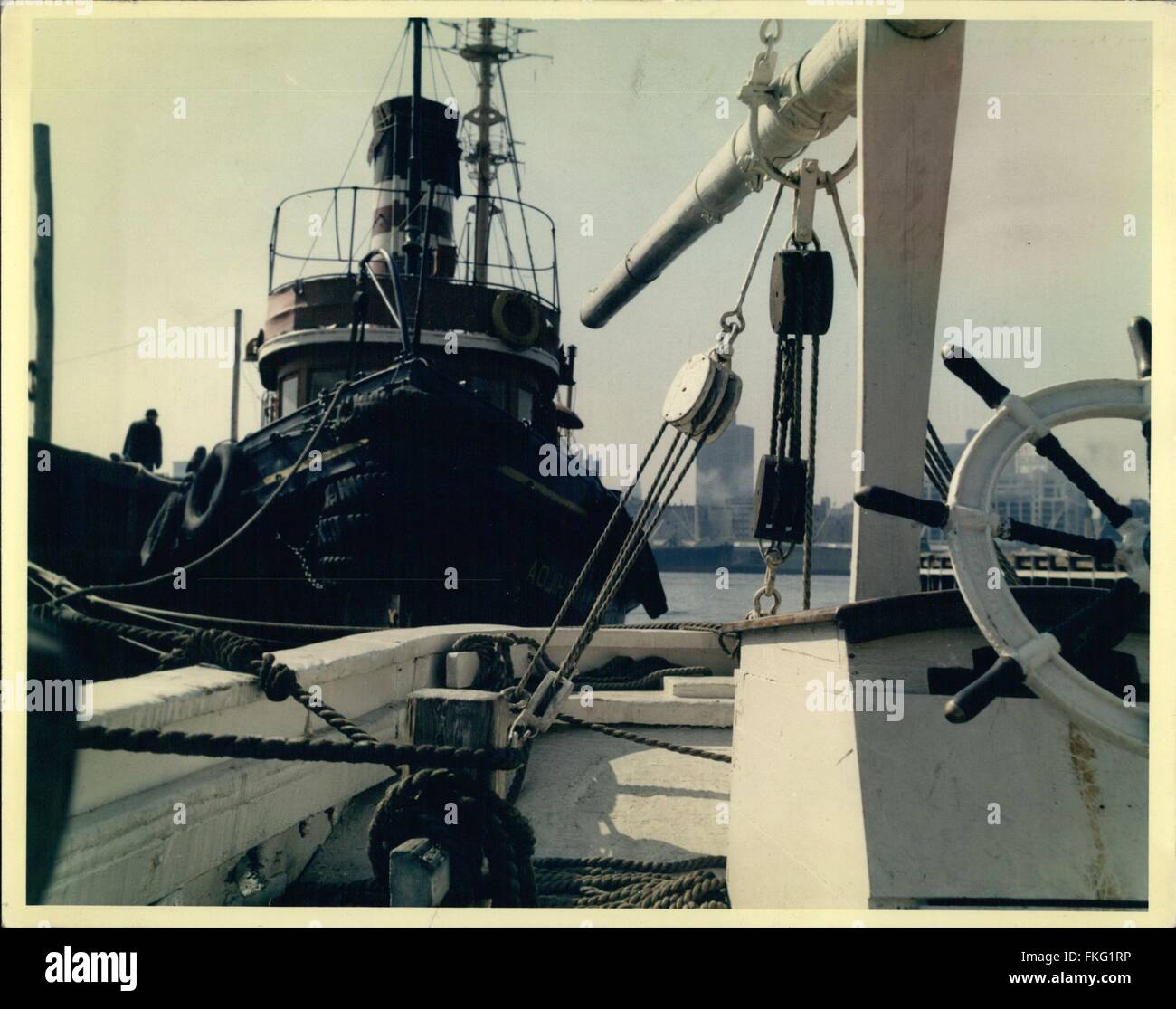 Keystone pictures usa boat hi-res stock photography and images - Alamy