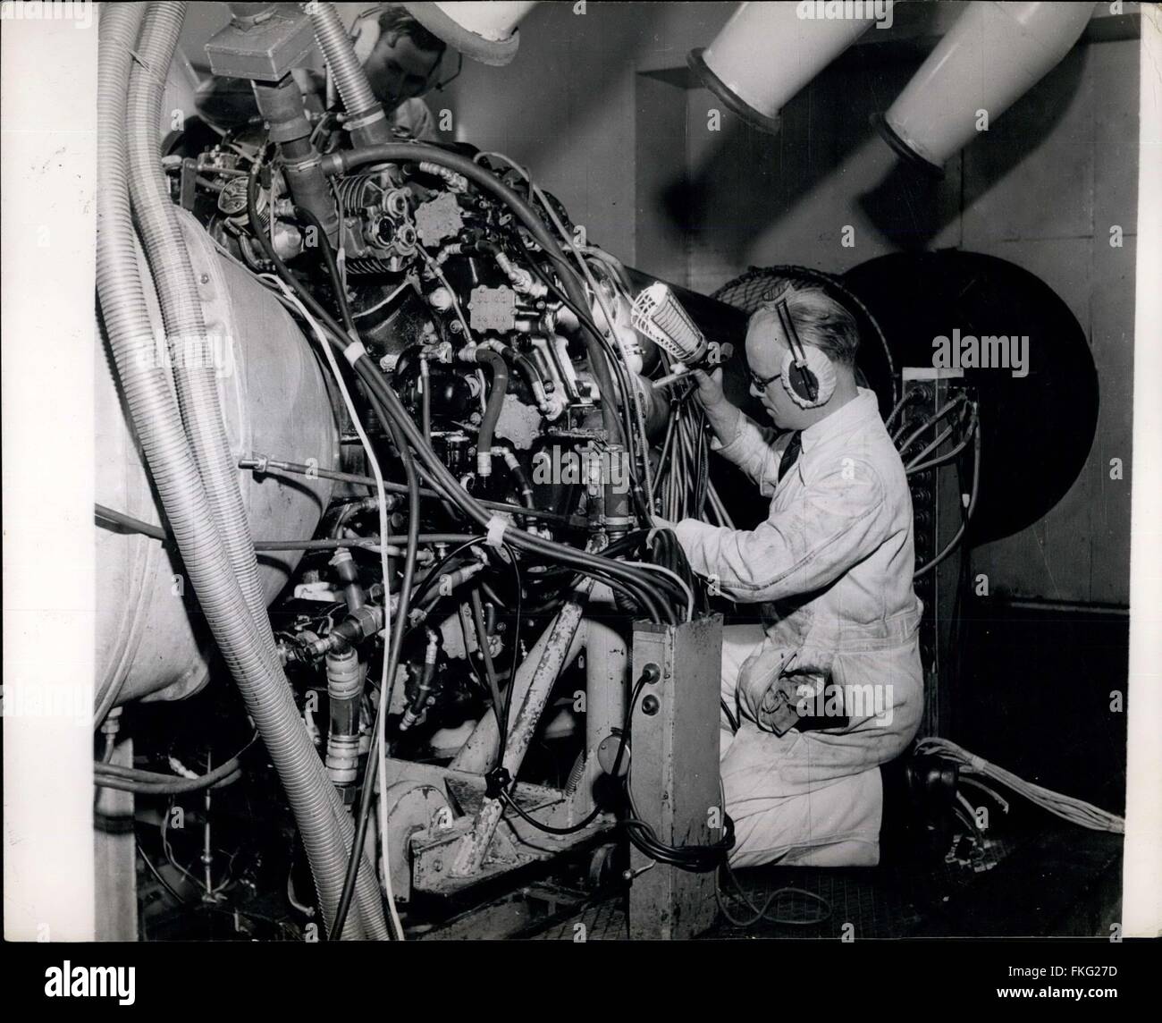 1957 - A Goblin Prepares for testing: A goblin jet test bed. set inside ...