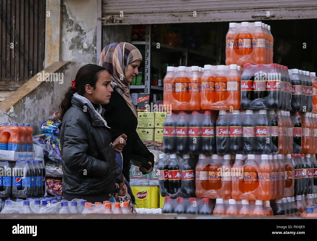 Syrian Bottles High Resolution Stock Photography and Images - Alamy