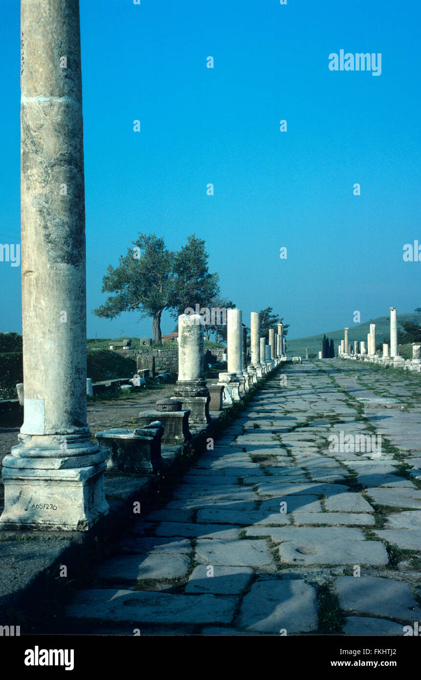 Ancient greek road hi-res stock photography and images - Alamy