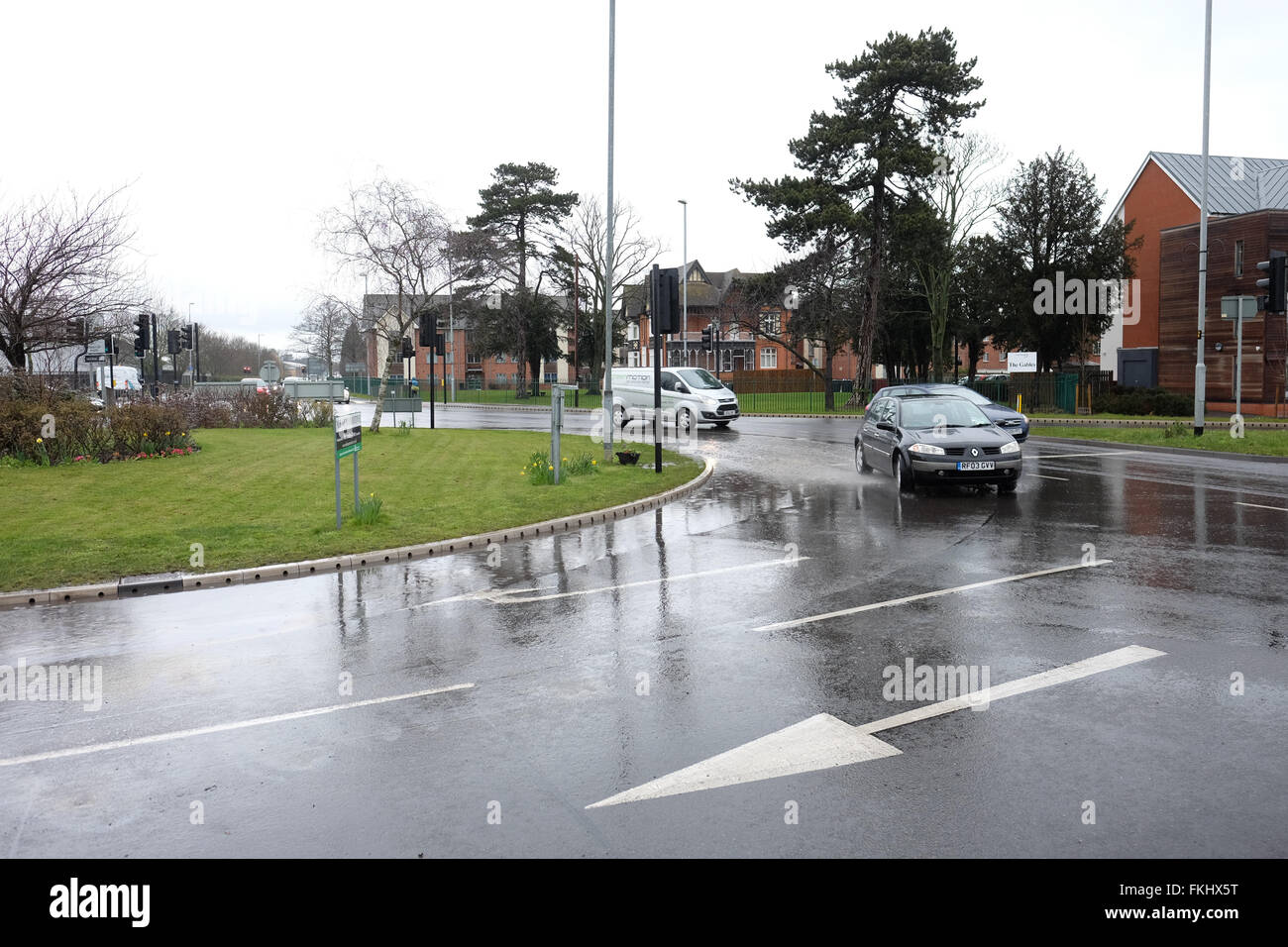 Flooding on the roundabout at the junction of forest road and epinal ...