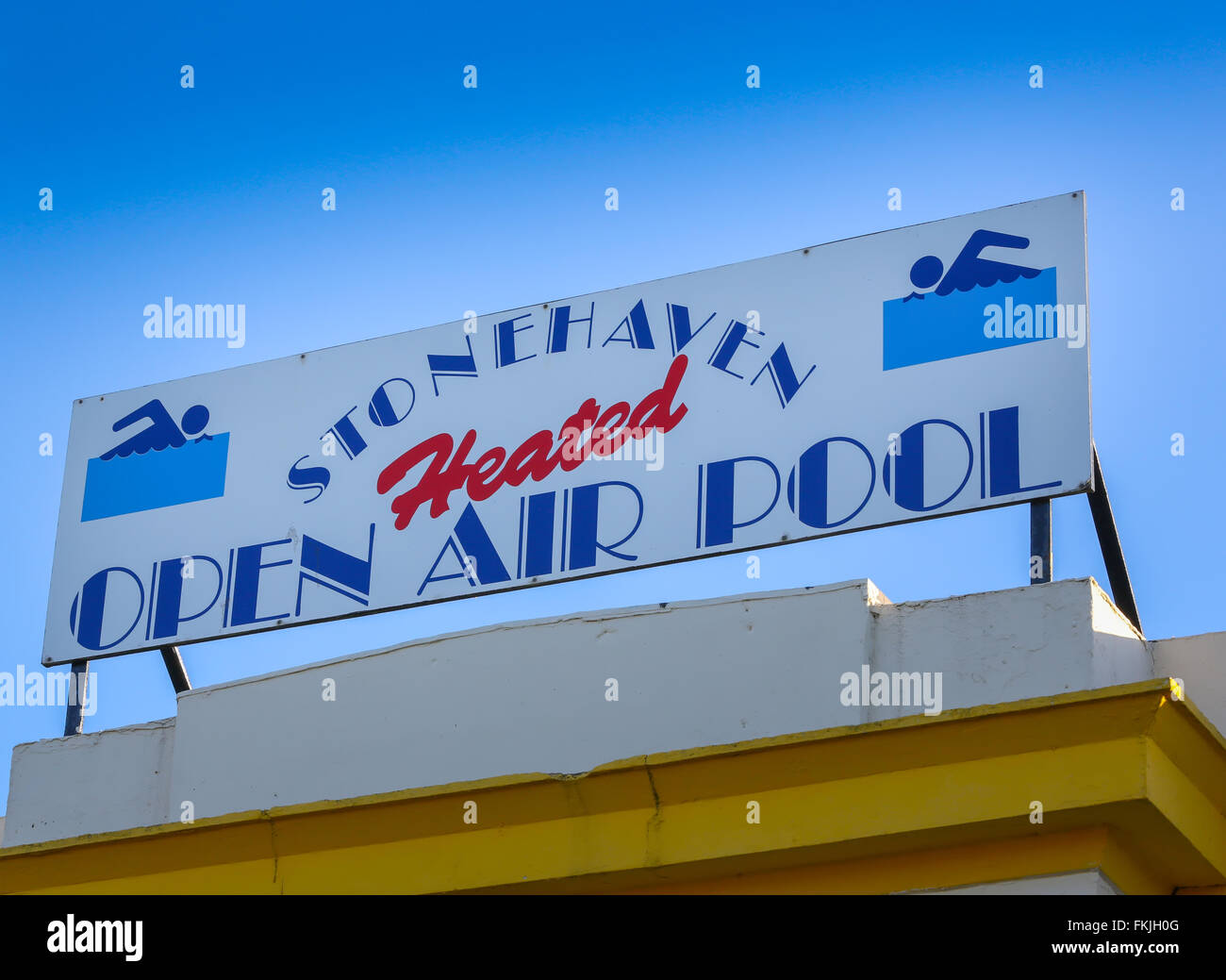 The colourful exterior of the open air swimming pool in Stonehaven ...