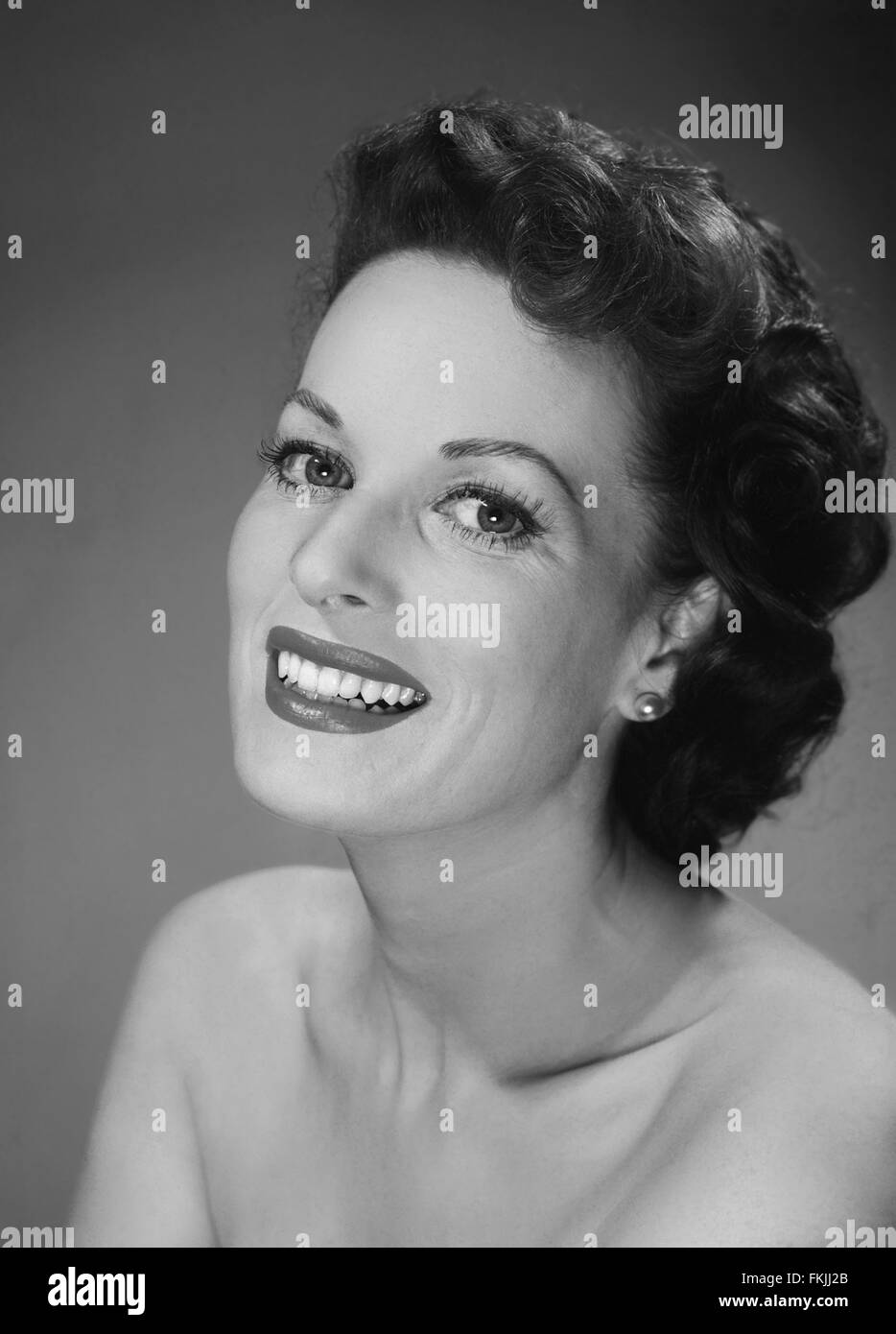 Maureen Rowe's Instagram, Twitter & Facebook on IDCrawl