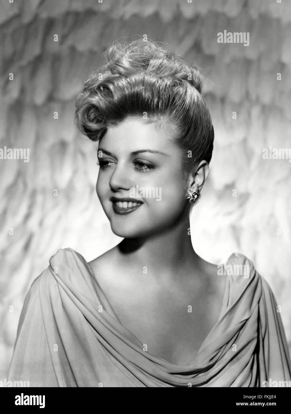 Angela lansbury portrait hi-res stock photography and images - Alamy