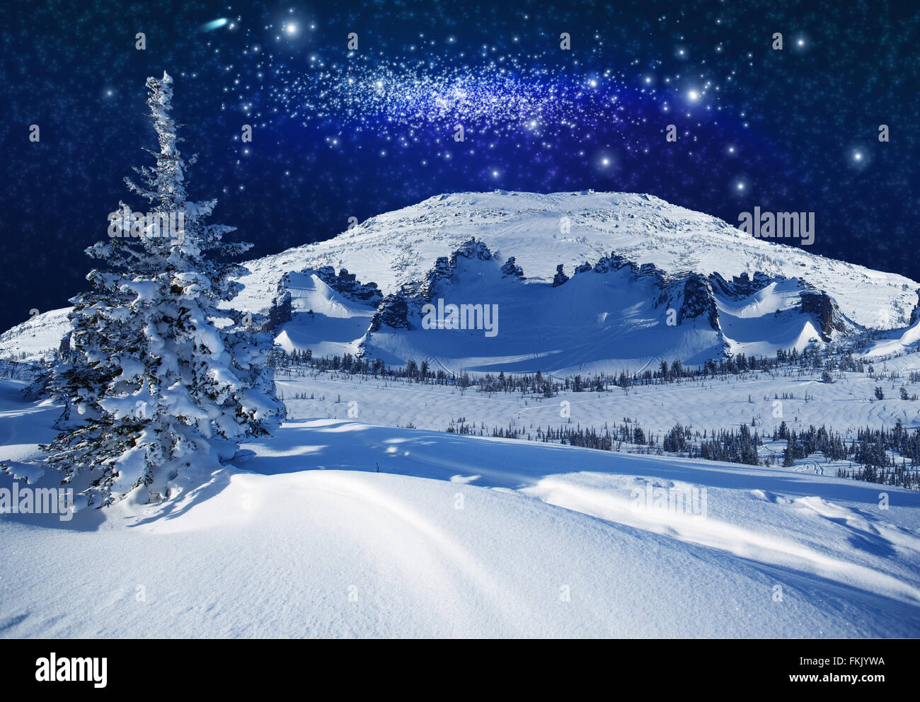 Night sky winter hi-res stock photography and images - Alamy