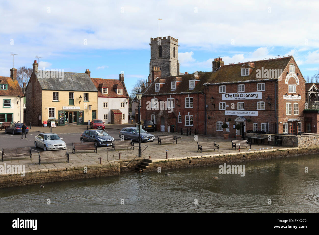 Wareham high street hi-res stock photography and images - Alamy