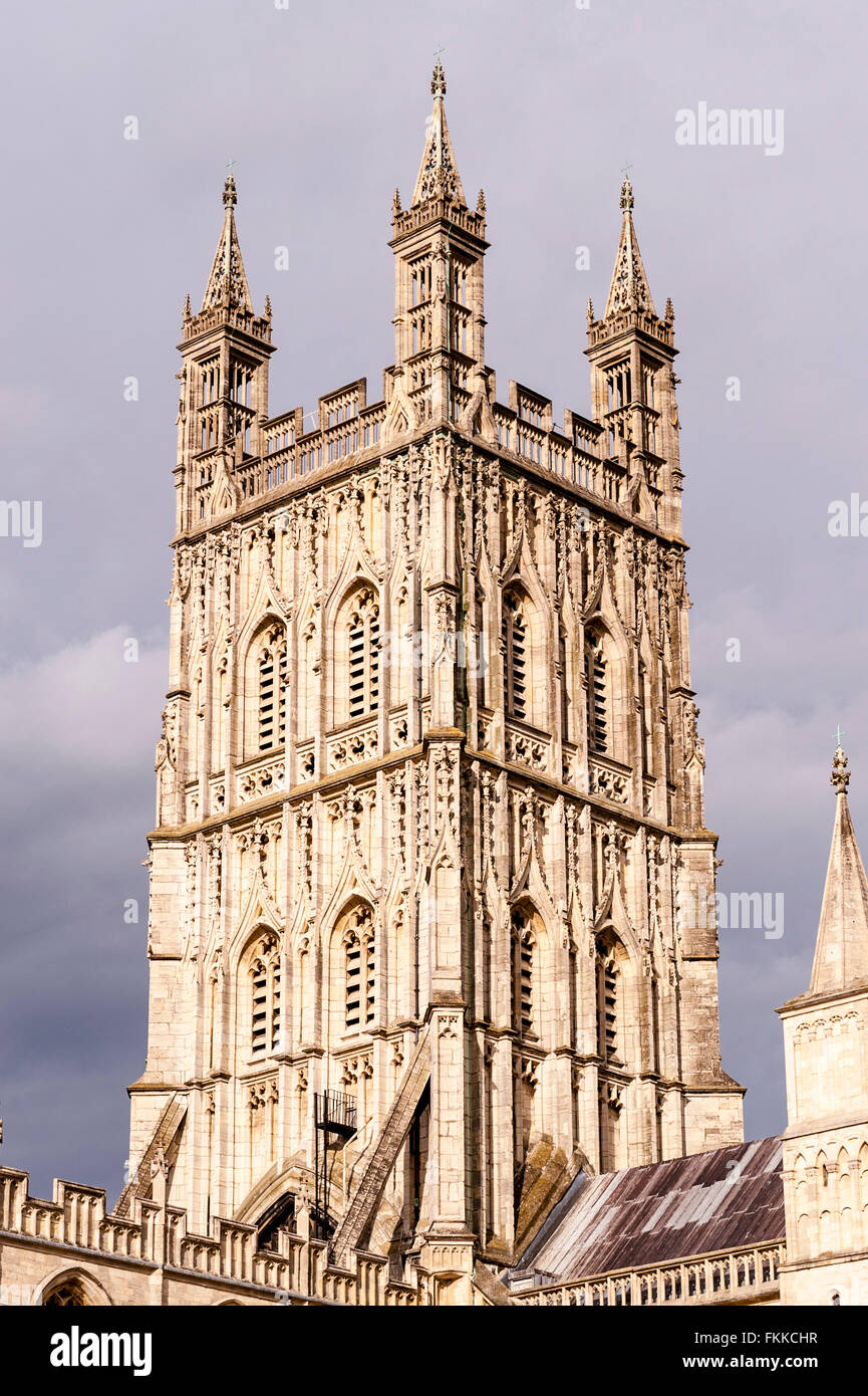 England gloucester cathedral hi-res stock photography and images - Alamy