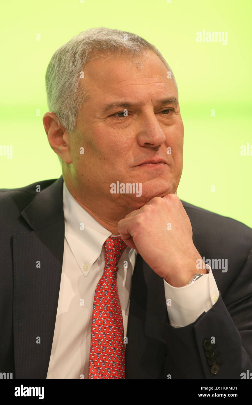 Lawrence rosen hi-res stock photography and images - Alamy