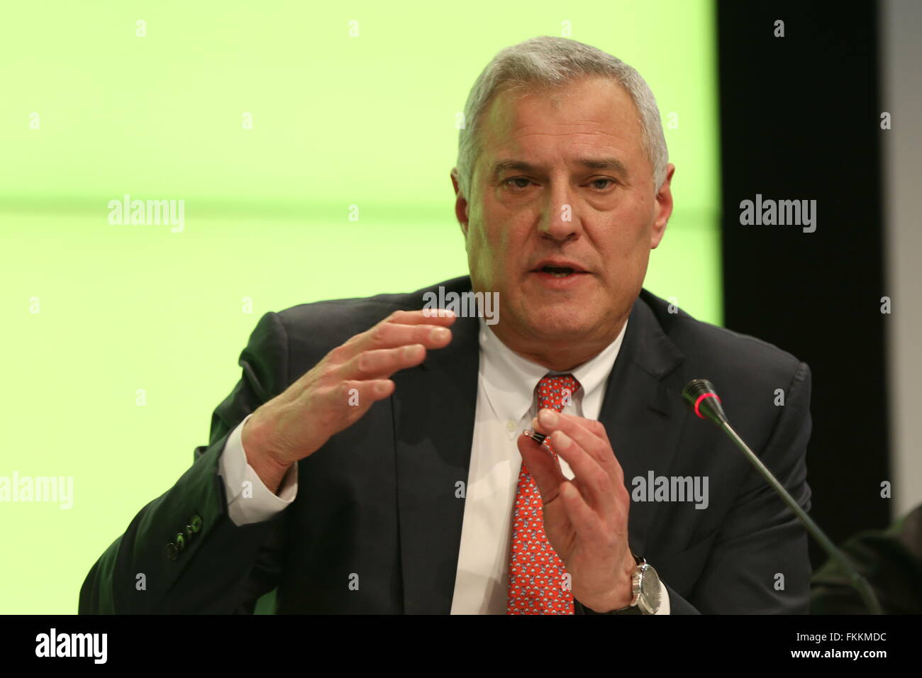 Lawrence rosen hi-res stock photography and images - Alamy