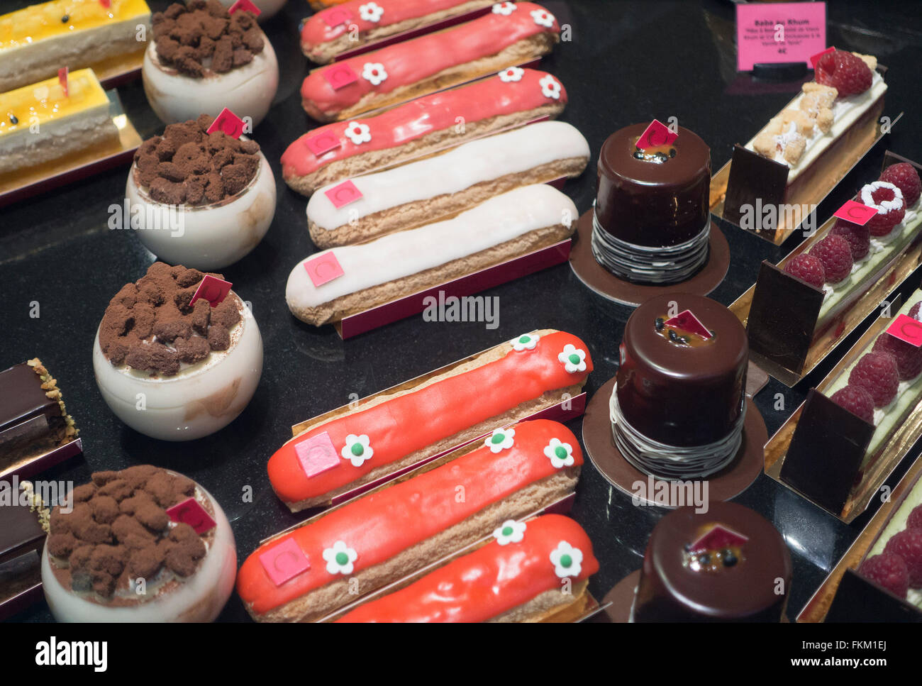 Bordeaux cake hi-res stock photography and images - Alamy