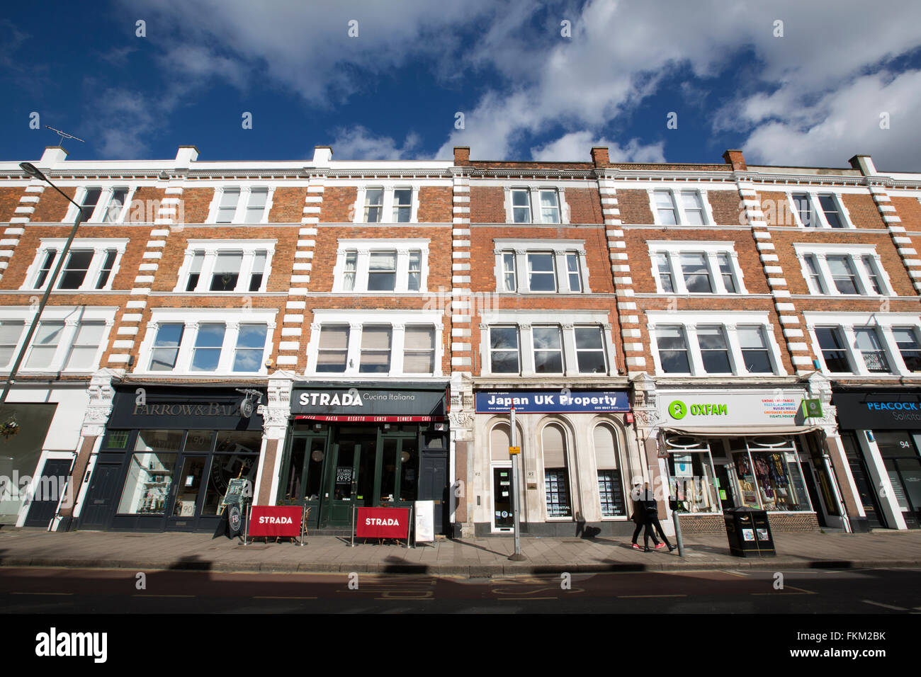 Wimbledon village london hi-res stock photography and images - Alamy