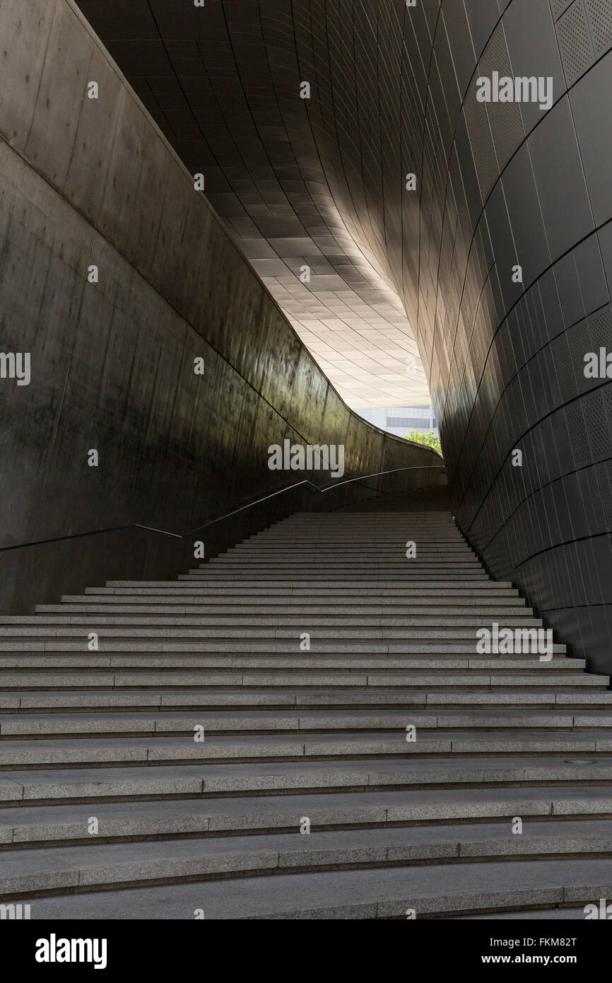 Stairs leading to the Eight Junction, Dongdaemun Design Plaza, Seoul ...