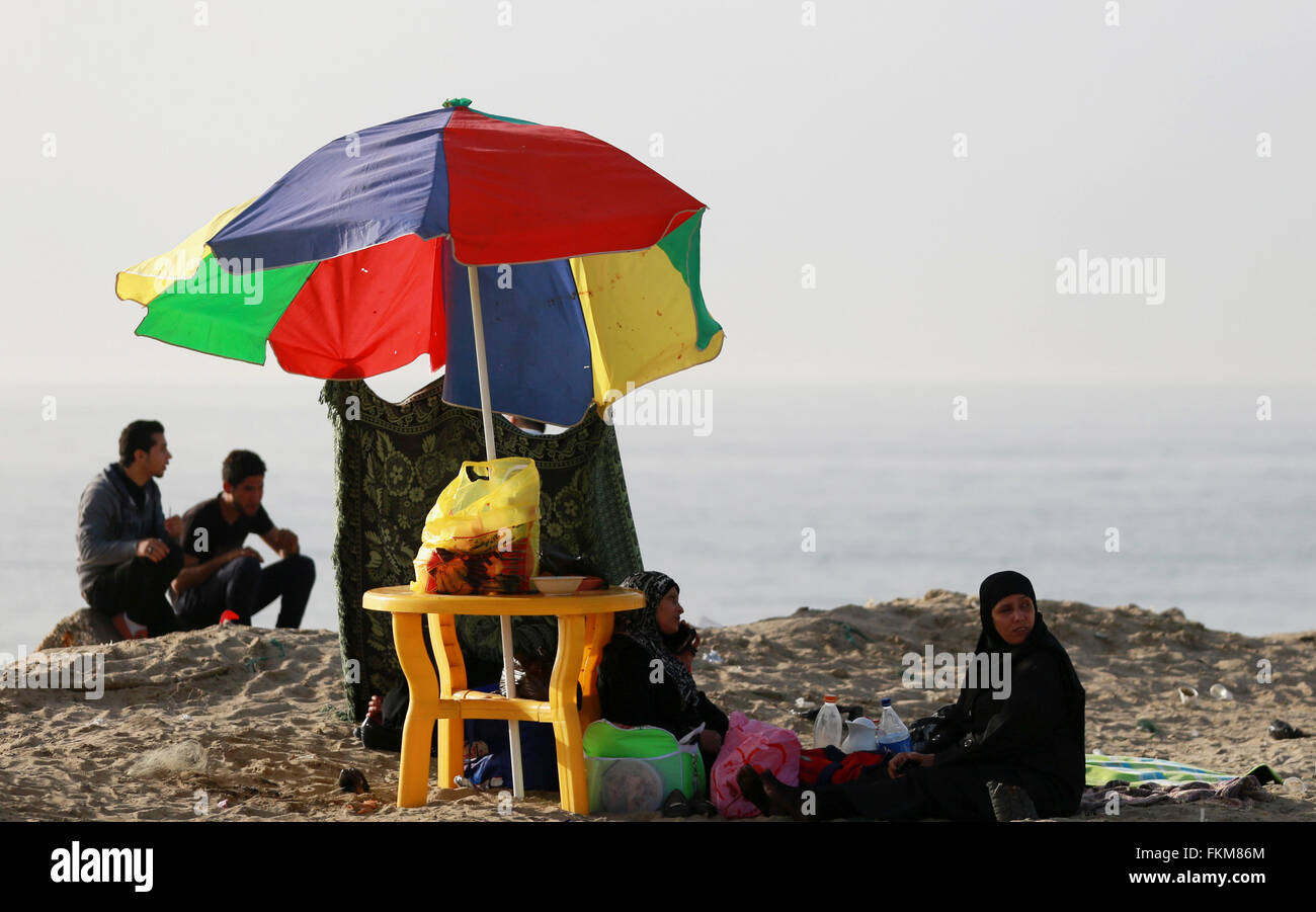 Gaza City, Gaza Strip, Palestinian Territory. 9th Mar, 2016 ...