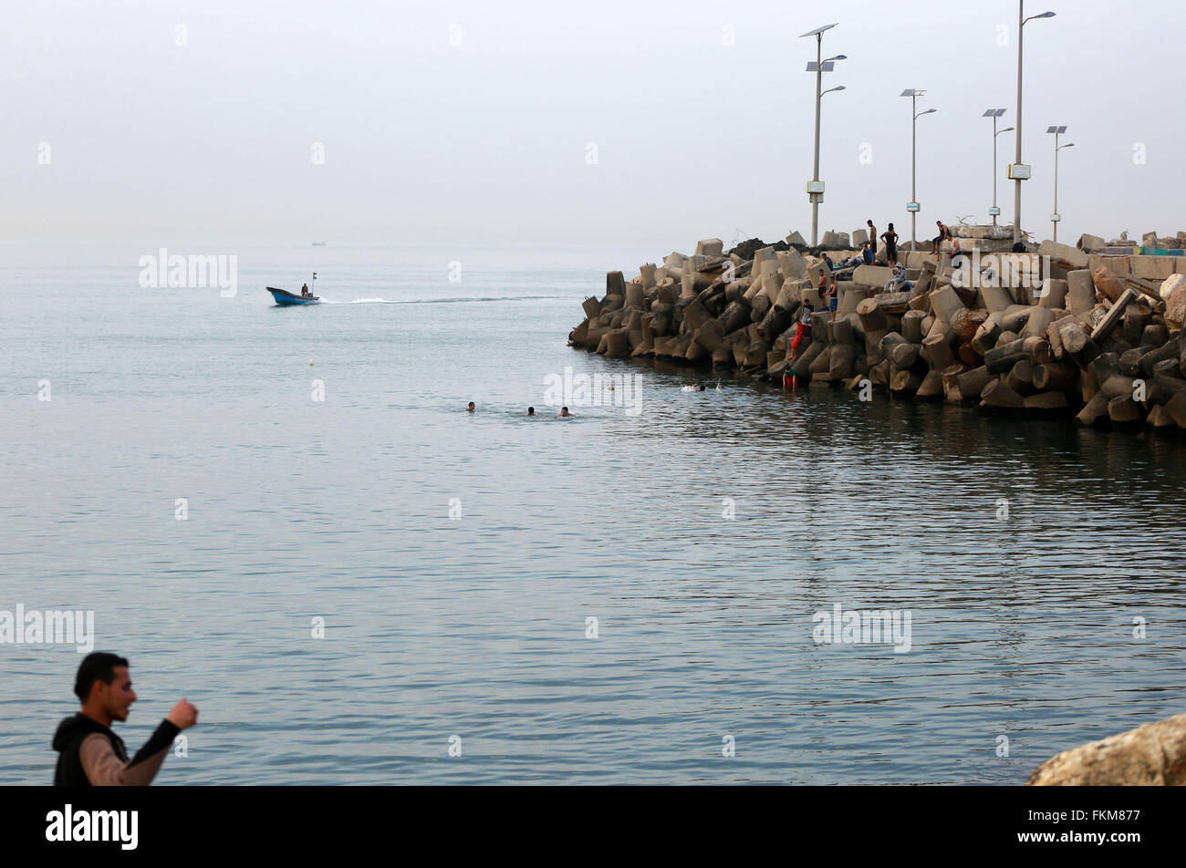 Gaza City, Gaza Strip, Palestinian Territory. 9th Mar, 2016 ...