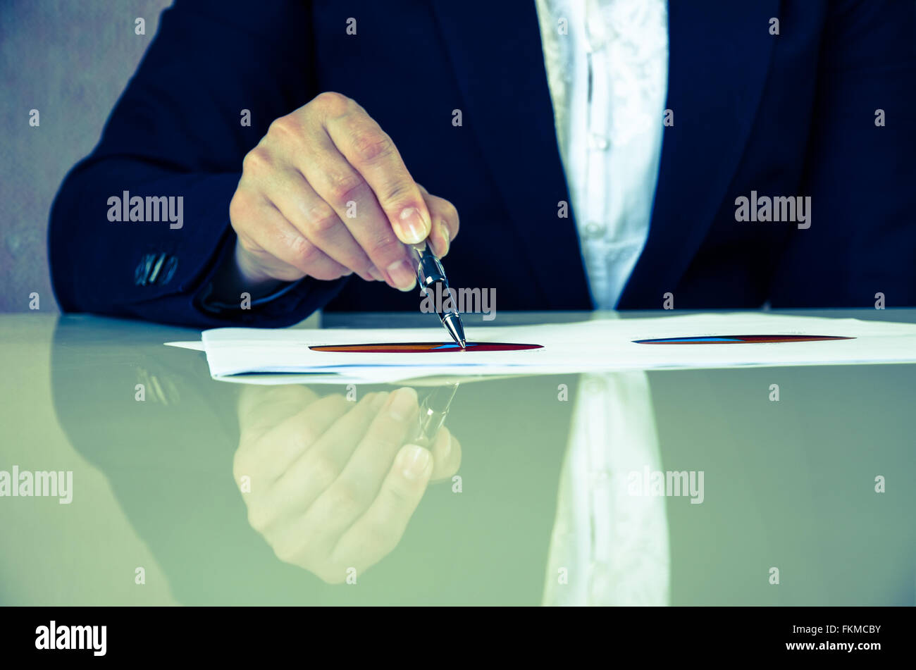 Chart paper hi-res stock photography and images - Alamy