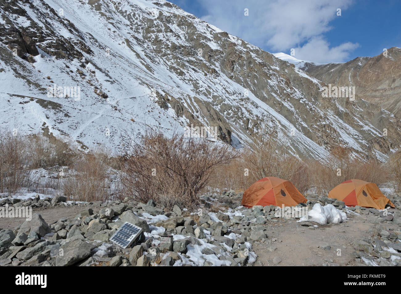 High altitude Trekkers camp site in the frozen desert of trans ...
