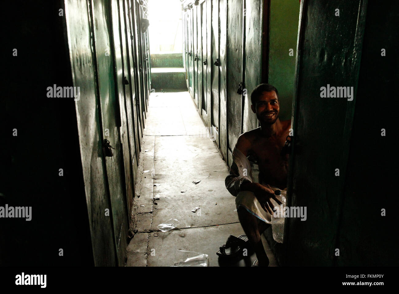 Bangladesh poverty room hi-res stock photography and images - Alamy