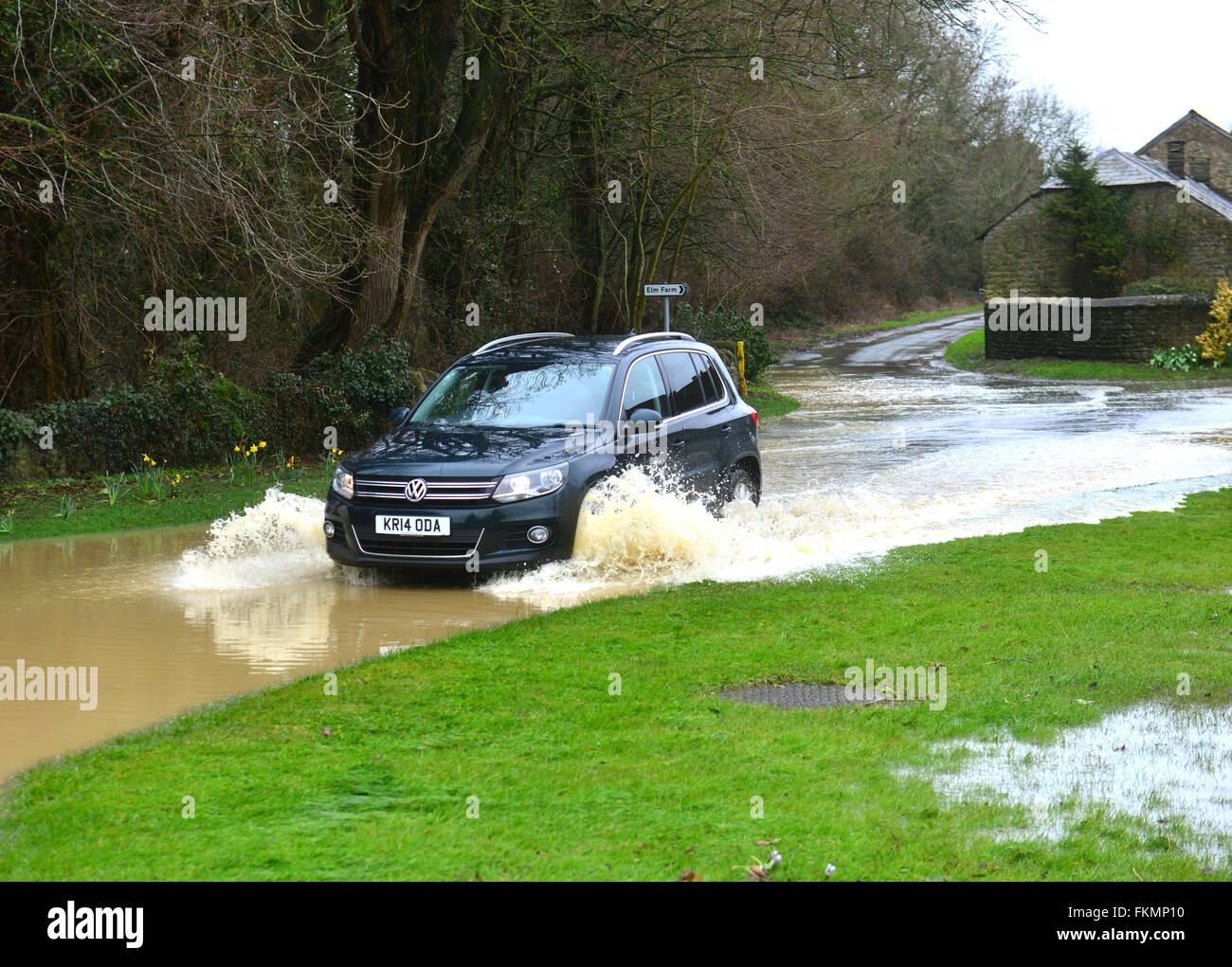 Stratton, UK. 9th March 2016. Stratton Audley Village Flooding 9th ...