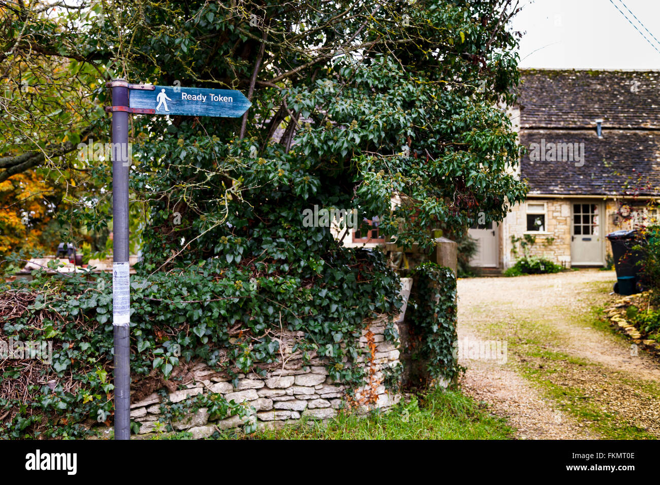 The cotswolds houses bibury hi-res stock photography and images - Alamy